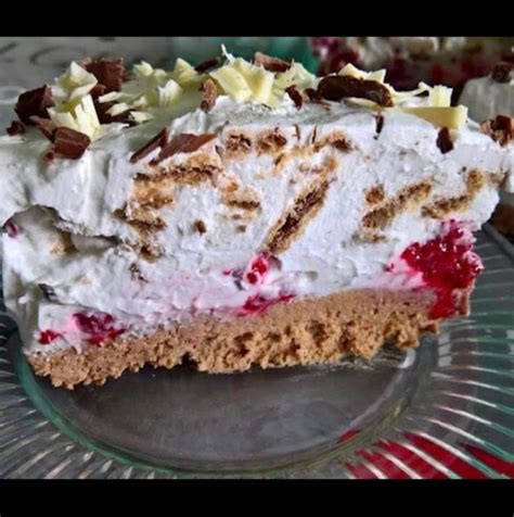 Разбивам сметаната с газирана вода и правя най бързата торта на света любима ми е ще стане