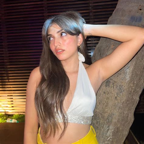 Shruti Sinha Rindiancelebscenes