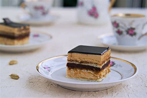 Классический торт Опера простой и вкусный рецепт как приготовить пошагово