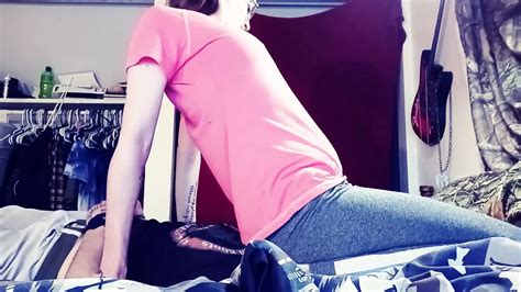 Facesitting Challenge Sitting Smothering And Squirting Xhamster