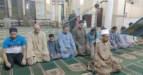 أهالى الأقصر يؤدون أول صلاة تهجد فى شهر رمضان المبارك فيديو وصور