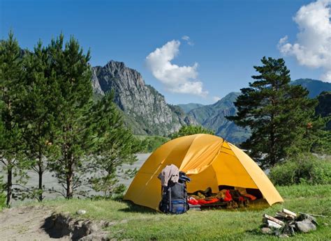 How To Set Up A Tent In 6 Easy Steps Beyond The Tent