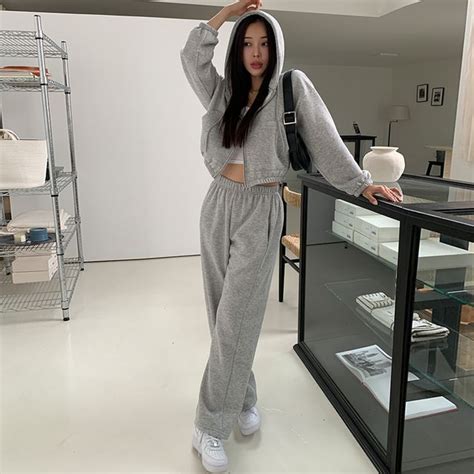 시크블랙 도톰기모세트가격 야기츠 기모 후드집업 트래이닝 팬츠 세트 위시버킷