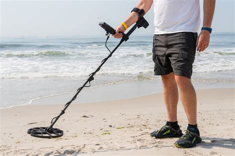 Metal Detection: What Do Metal Detectors Detect? - ToolPiP