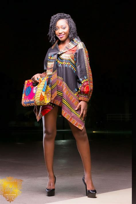 Barbara The New Model On The Block Graphic Online