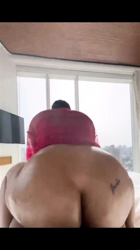 Amber Thick Eporner
