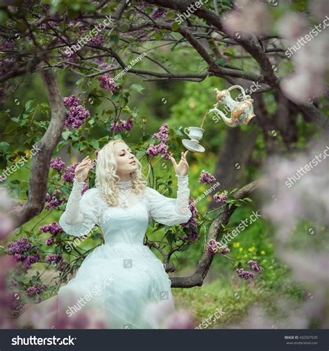 Adult Alice Wonderland Images Stock Photos Vectors Shutterstock