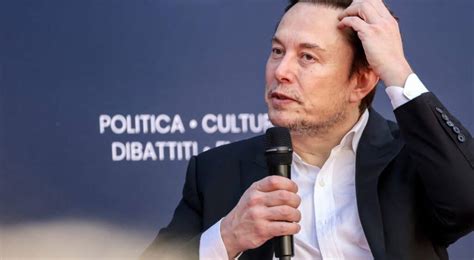 I Dont Think Were Going To Have A Choice Elon Musk Predicts Universal Income Will