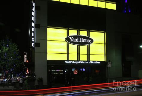 Yardhouse Logo