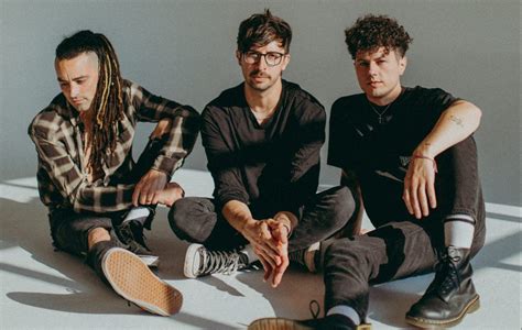 Nightly Releases Their First Album “night Love You”