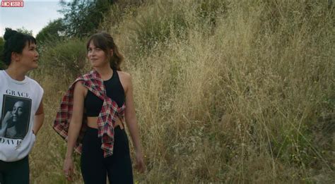 Dakota Johnson Nuda Anni In The High Note