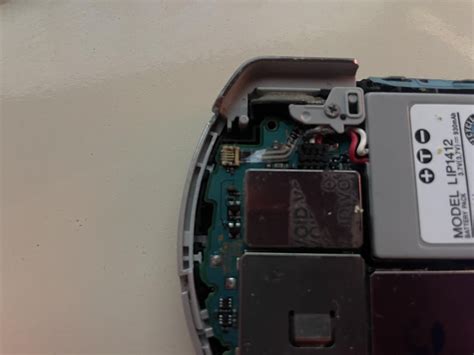 Psp Go R Button Isnt Working Motherboard Issue How Can I Fix It The Ribbon Cable Seems