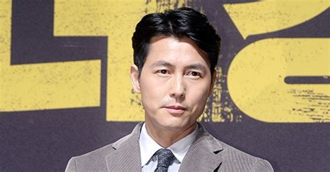 [t포토] 정우성 불꽃 카리스마 발사~