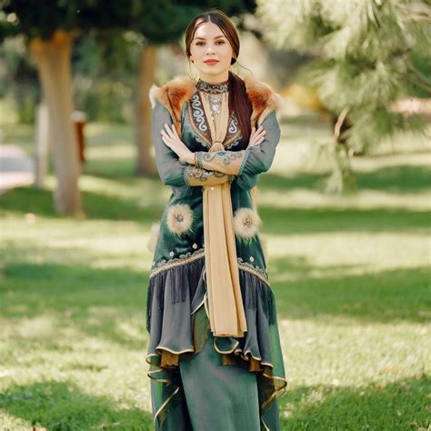 Алсу Курамшина Башкирка Bashkir Girl Bashkortostan Fashion Coat