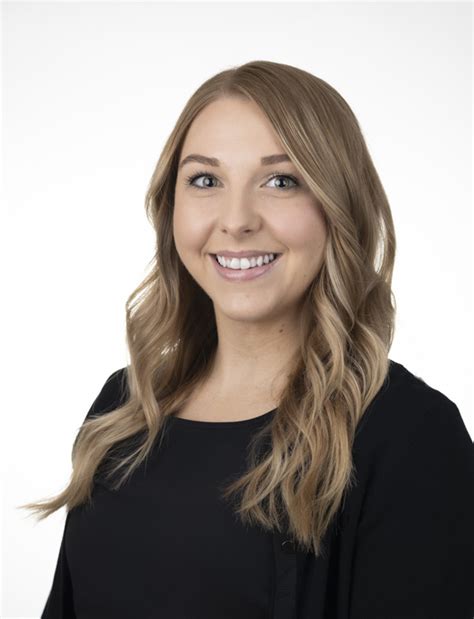 Olivia Mcfarlane Mortgage Broker In Burnie Tas Aussie Home Loans