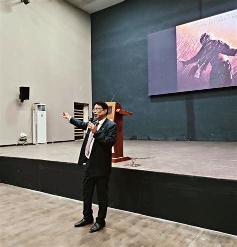 Success Career University Futureleaders Education Job Abhijeet Dwivedi