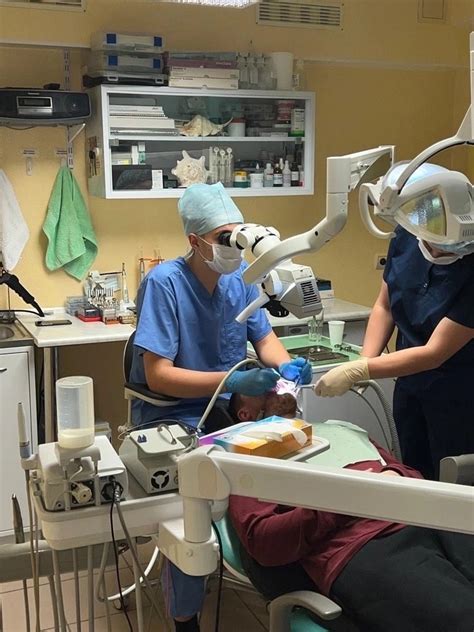 Всем добрый день Я стоматолог студент на протяжении двух лет веду практику лечу и