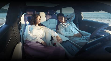 Avatr 12 รุ่นปรับโฉมปี 2025 เปิดตัวแล้ว พร้อม Lidar 3 ตัวรอบคัน วิ่งไกลสุด 1 155 กม ในจีนเริ่ม