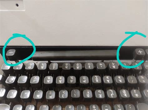 Can Anyone Explain What This And Button Does And How To Use Those Rtypewriters