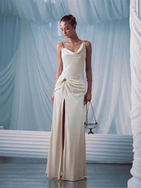 Легкое платье макси с асимметричными бретелями и золотистым декором Lichi Online Fashion Store