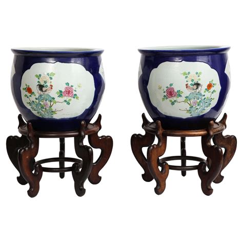 Pair Chinese Bleu Poudre Ground Porcelain Double Cartouche Planters