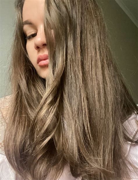 Темно русые волосы