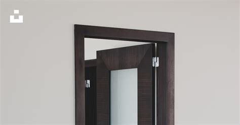 나무로 되는 문을 여십시오 사진 Unsplash의 무료 벽지 이미지