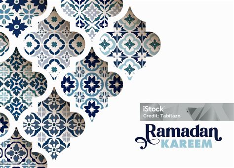 블루 장식 아랍 타일 흰색 모스크 창문을 통한 패턴 인사말 카드 포스터 이슬람 휴일 라마단 Kareem에 대한 초대장 벡터 일러스트 레이 션 Bacground 현대 웹 배너