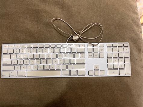 Authentic Apple Usb Keyboard Computers Tech Parts Accessories Computer Keyboard On Carousell