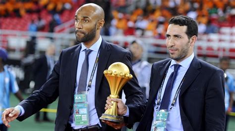 تعاطفا مع مشجع جدل حول انسحاب أبو تريكة من استديو تحليلي