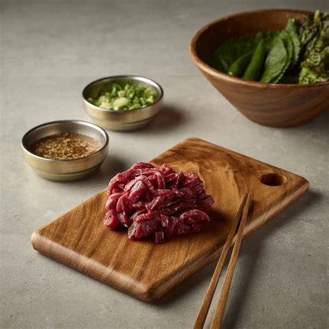 [경주]초신선 당일손질 육회 우둔살 200g 물천한우 마요