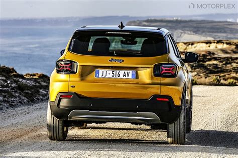 지프 브랜드 최초 순수 전기차 ‘어벤저 2022 파리모터쇼에서 공개