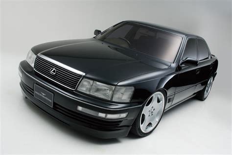 Wald International Ucf10 11 Executive Line — Anonymous Stylie