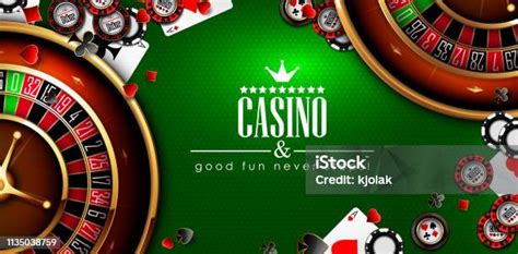 룰렛과 녹색 배경에 카지노 게임의 요소와 카지노 광고 3d 벡터입니다 높은 상세한 현실적인 그림 카지노에 대한 스톡 벡터 아트 및 기타 이미지 Istock