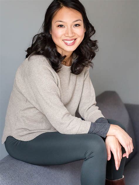 Mot Models Trinh Nguyen