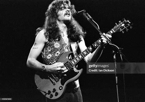 Tom Johnston Of Doobie Brothers Performing On Stage The Rainbow
