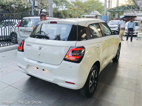 new swift all 5 variants detailed features interiors exteriors