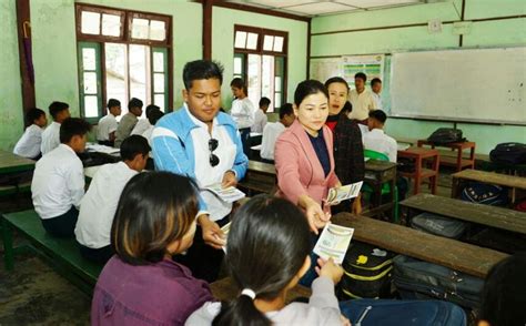 ရခိုင်ပြည်နယ် မောင်တောမြို့၌ ၇၅ နှစ်မြောက် စိန်ရတုလွတ်လပ်ရေးနေ့အထိမ်းအမှတ် သတင်းစကား လက်ကမ