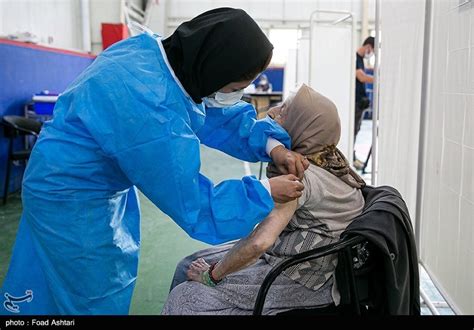 مراکز تجمیعی واکسیناسیون تعطیلی ندارند تزریق واکسن به 70 درصد از افراد بالای 70 سال در کرمانشاه