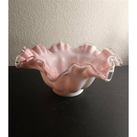 1970s Fenton Pink Silvercrest Ruffled Edge Bow Chairish
