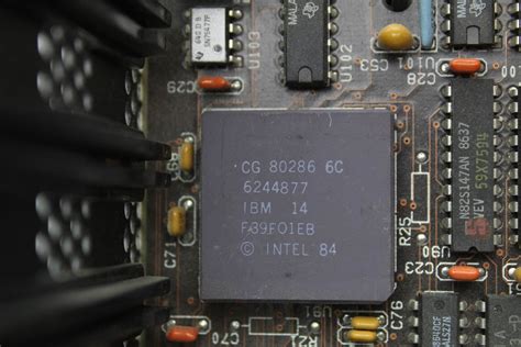 IBM Intel MHz Clous