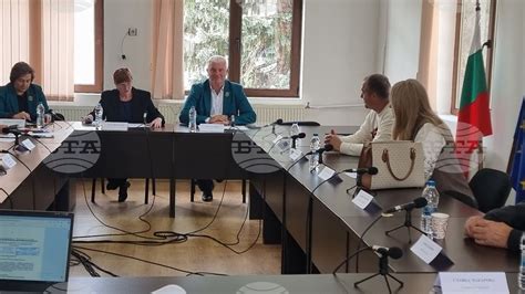 Общинският съвет в Чепеларе одобри предложение за кандидатстване с проект за ремонт на спортна