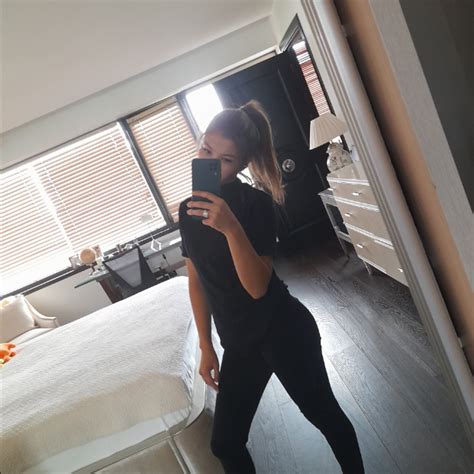 Lilian Cam Model Free Live Sex Show Chat Stripchat