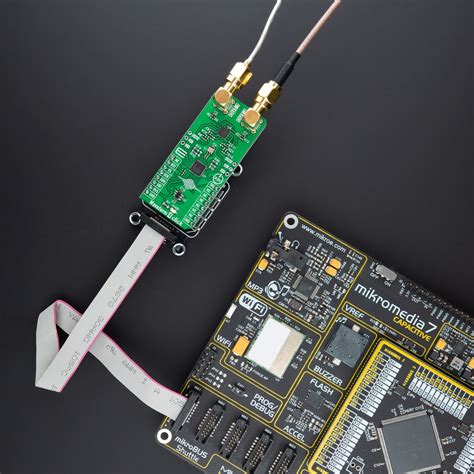 Waveform 4 Click Signal Generator Board Using Ad9106 Mikroe 4908