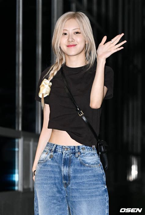 [사진]블랙핑크 로제 금발 미소