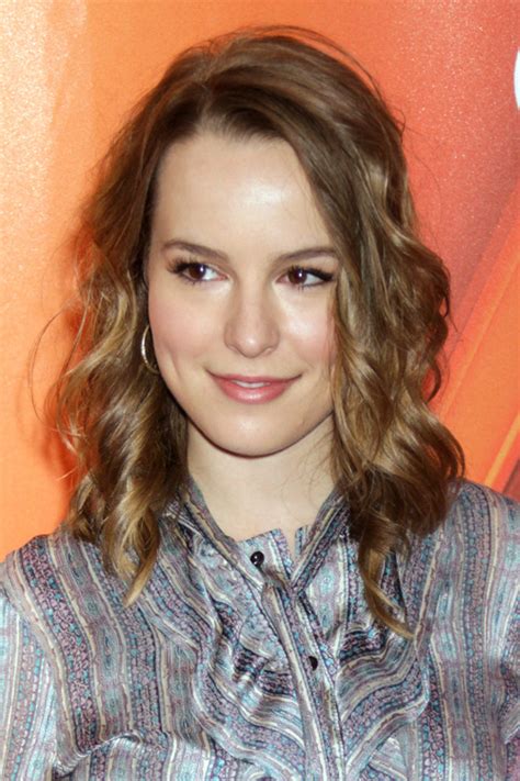 Bridgit Mendler Wavy Medium Brown Barrel Curls Hairstyle Steal Her Style