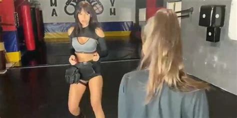 Tomb Raider In Trouble Tnaflix Com