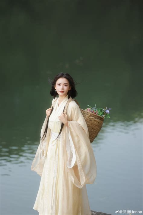 Cnladies Archive Hong Xiao 洪潇 Hanfu Photoshoot Hong Xiao More