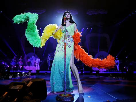 Photos Katy Perrys Candy Coated California Dreams Tour