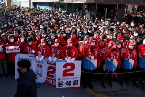 떨면서 기다렸는데 우습게 본 거다尹 유세 기다렸던 시민들 전격취소에 분통 아시아경제